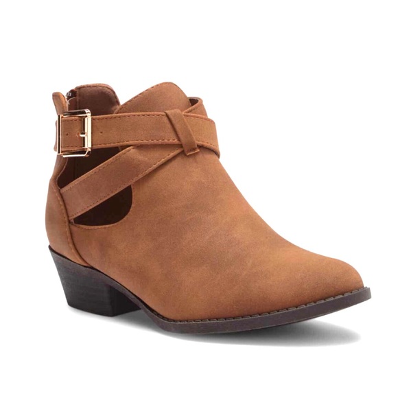 Shoes | Tan Ankle Bootie Block Heel | Poshmark